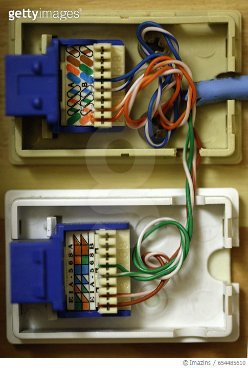 654485610 | 게티이미지코리아 | Ethernet Connections Royalty-Free 이미지